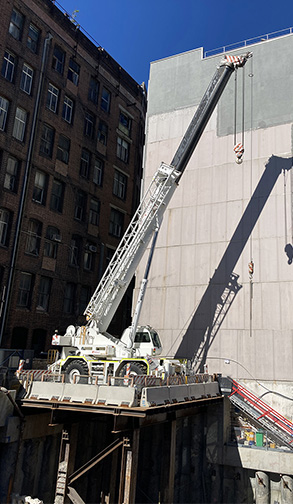 How Jaybro’s Deltabloc Barriers Protect this 60 T Crane | Jaybro - Blog