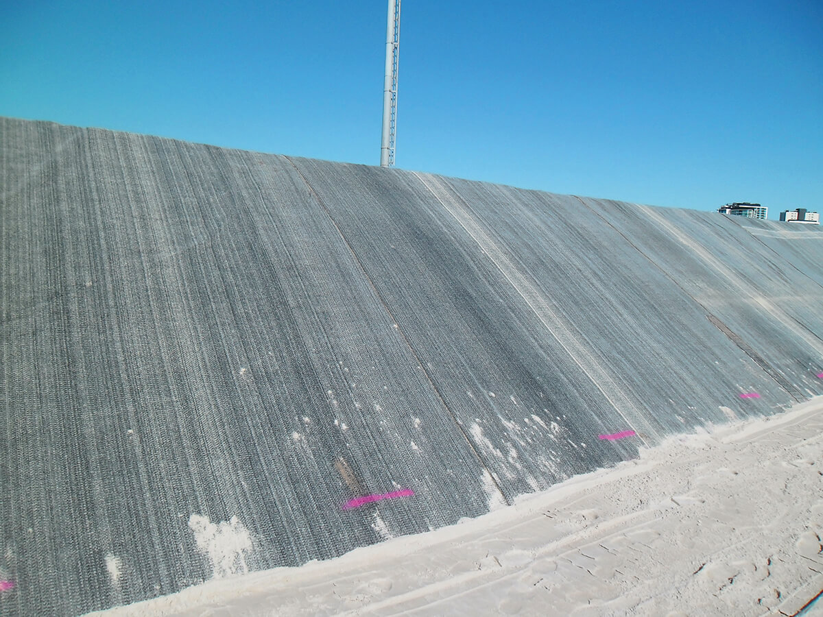 BentoLiner® 4000 SPL – 5m x 40m Geosynthetic Clay Liner | Jaybro