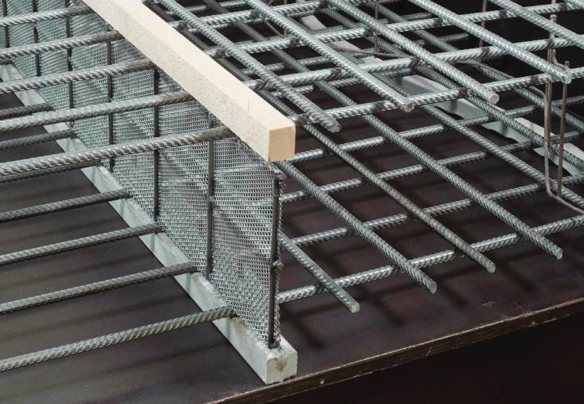Stremaform Fine Mesh - metal pour break system 200 x 2400mm