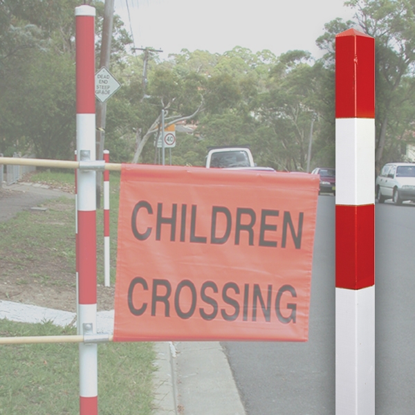 Timber Crossing Post & White Post 1.8M | Jaybro